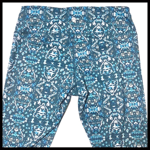 Apana | Pants & Jumpsuits | Apana Capri Yoga Pants Leggings | Poshmark